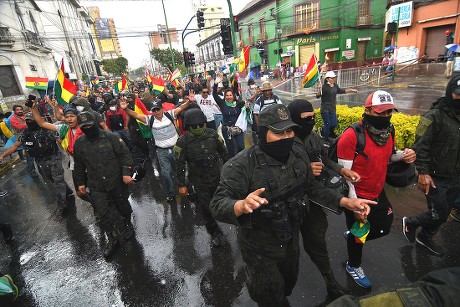 Members Bolivian Police Withdraw Tactical Unit Editorial Stock Photo ...