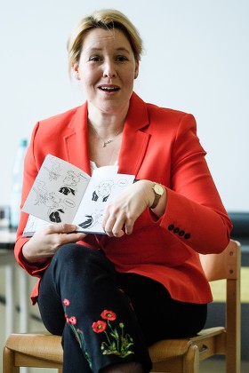 German Minister Family Senior Citizens Women Editorial Stock Photo ...