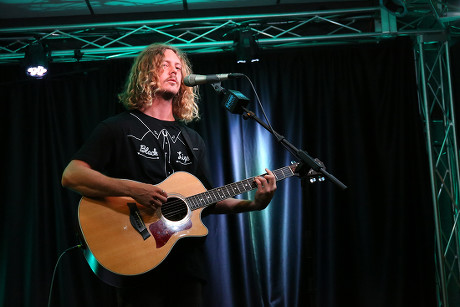 __COUNT__ Ben Reed of Skegss at Radio 104.5, Bala Cynwyd, USA - 18 Nov ...