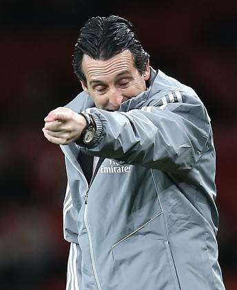 Arsenal Fan Holds Emery Out Sign Editorial Stock Photo - Stock Image ...