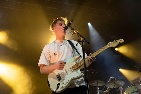 __COUNT__ Sam Fender in concert at the O2 Academy, Leeds, UK - 28 Nov ...