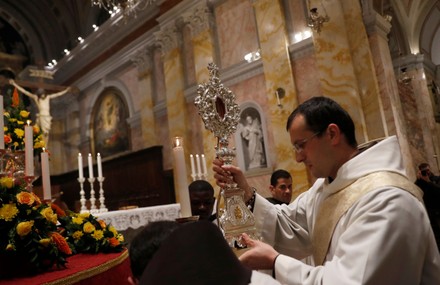 Relic of the Holy Crib of the Child Jesus arrives in Jerusalem - 29 Nov ...
