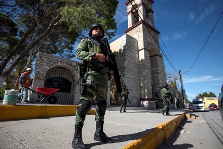 Agent Mexican Army Inspects Bullet Holes Editorial Stock Photo - Stock ...