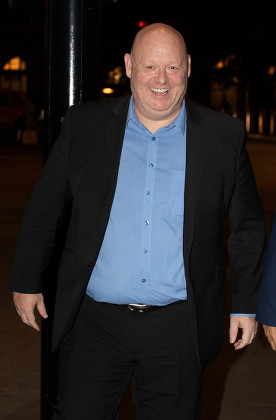 David Baldwin Guests Arrive Richard Scudamores Editorial Stock Photo ...