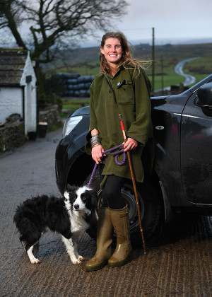 Amanda Owen Shepherdess 211118 Yorkshire Shepherdess Editorial Stock ...