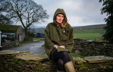 Amanda Owen Shepherdess 211118 Yorkshire Shepherdess Editorial Stock ...