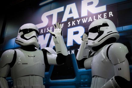 Star Wars Fans Dressed Stormtroopers Arrive Editorial Stock Photo ...