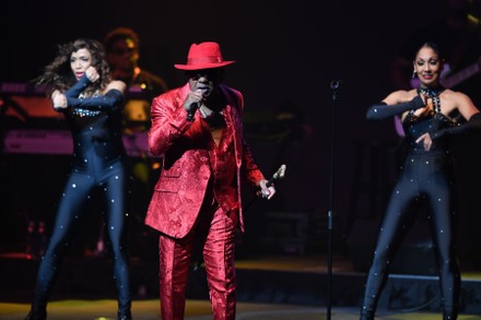isley brothers concert kravis center performing arts Stock Photos ...