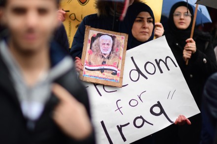 Protester Holds Cardboard Showing Portrait Iranian Editorial Stock ...