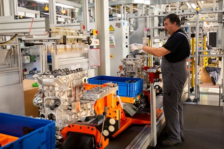 __COUNT__ Car engine manufacturing factory of Opel in Szentgotthard ...