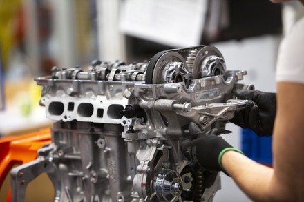 Engine Assembled Car Engine Manufacturing Factory Editorial Stock Photo ...