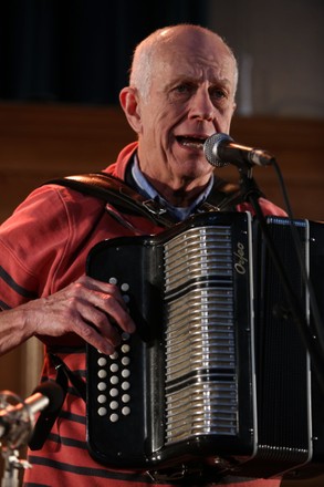 __COUNT__ Martin Carthy and John Kirkpatrick in concert at Cecil Sharp ...