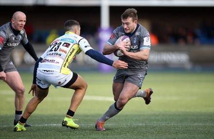 Ethan Lewis Cardiff Blues Charges Down Editorial Stock Photo - Stock ...