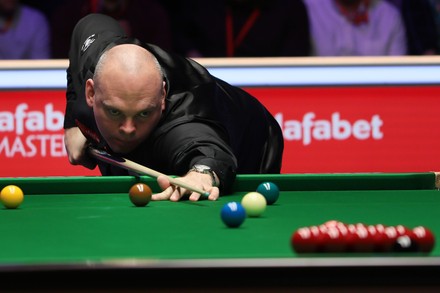 Stuart Bingham England Plays Shot During Editorial Stock Photo - Stock ...