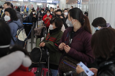 Passengers Wearing Masks Seen Terminal 3 Editorial Stock Photo - Stock ...