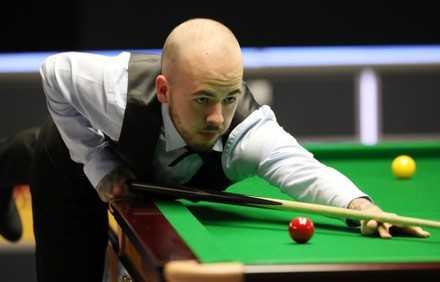 500 Billard Stock Pictures, Editorial Images and Stock Photos ...