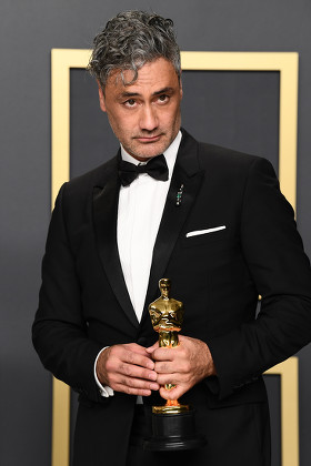 Taika Waititi Adapted Screenplay Jojo Rabbit Editorial Stock Photo ...