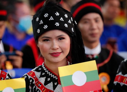 Shan Ethnic Woman Traditional Attire Attends Editorial Stock Photo ...
