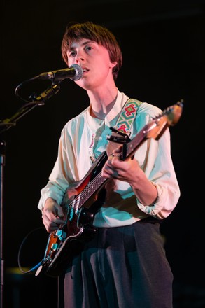 Hand Habits in concert at Eventim Apollo in London, UK - 11 Feb 2020 ...