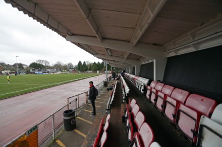 __COUNT__ Hornchurch vs Merstham, BetVictor League Premier Division ...