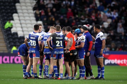 St Helens Players Celebrate After Scoring Editorial Stock Photo - Stock ...