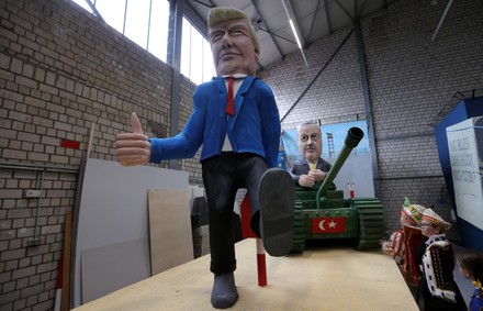 Carnival Float Depicts Us President Donald Editorial Stock Photo ...
