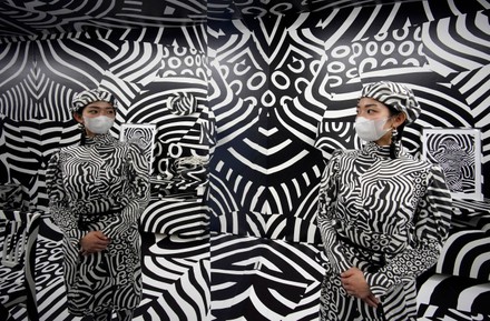 shigeki matsuyama art installation tokyo Stock Photos (Exclusive ...