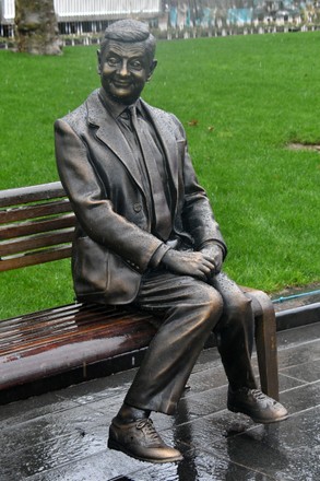 Mr Bean Statue - Foto de stock de contenido editorial: imagen de stock ...