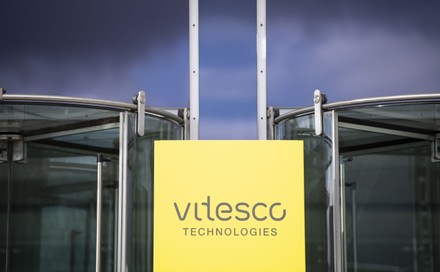 Logo Vitesco Technologies Formerly Continental Powertrain Editorial ...