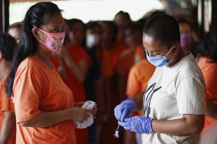 INSPECTOR PHILIPPINES BUREAU CORRECTIONS CHECKS INMATE Redakční stock ...