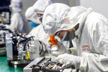 People Work Appotronics Factory Shenzhen Guangdong Editorial Stock ...