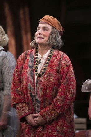 Jennifer Saunders Madame Arcati During Curtain Editorial Stock Photo ...