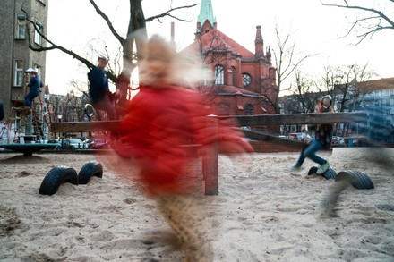 German authorities tighten measures to stem coronavirus spread, Berlin ...