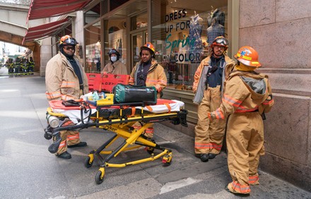 Police Officers Firefighters Medical Emergency Personnel Editorial ...