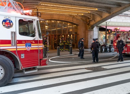 Police Officers Firefighters Medical Emergency Personnel Editorial ...