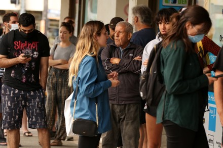 People Queue Outside Centrelink Office Australian Editorial Stock Photo ...