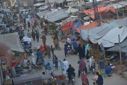 Sixth day of complete lockdown in Lahore, Pakistan - 29 Mar 2020 Stock ...