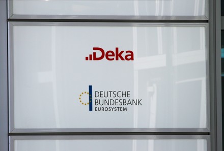 Logo Deka Bank Deutsche Girozentrale Logo Editorial Stock Photo - Stock ...