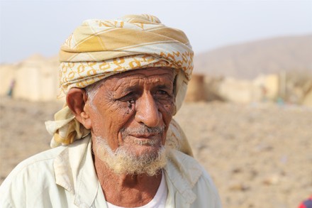 Displaced Man Stands Displaced Camp Haradh Editorial Stock Photo ...