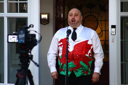 Wynne Evans hosts 'Sing for Wales', Cardiff, UK - 13 Apr 2020 Stock ...