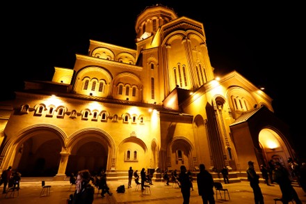 People Attend Easter Service Trinity Cathedral Editorial Stock Photo ...