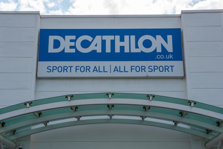 56 Slough retail park Stock Pictures, Editorial Images and Stock Photos ...