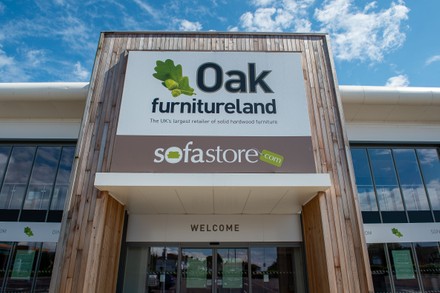 56 Slough retail park Stock Pictures, Editorial Images and Stock Photos ...