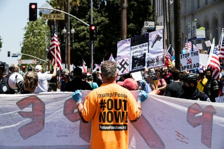 Counter Protester Holds Banner During Reopen Editorial Stock Photo ...