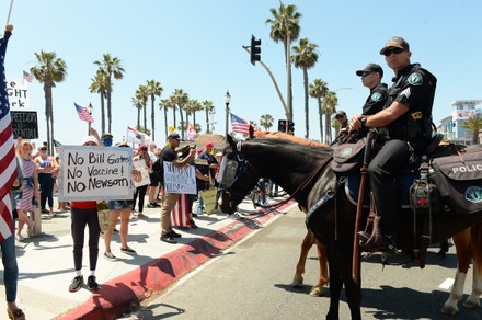 'Reopen America' rally, Huntington Beach, USA - 01 May 2020 Stock ...