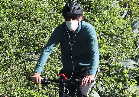 Sacha Baron Cohen Rides His Bike Editorial Stock Photo - Stock Image ...
