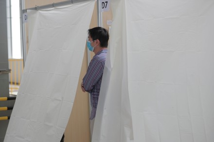 Barricades Indicating Waiting Area Swab Isolation Editorial Stock Photo ...