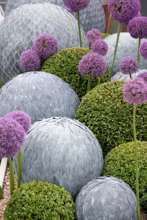 Petalist Sphere Sculptures Intermingled Spherical Box Editorial Stock ...