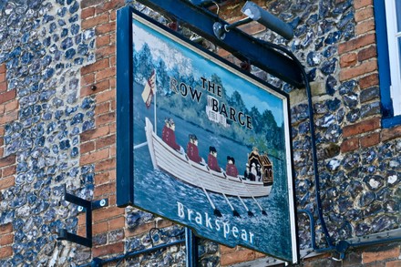 Row Barge Pub Sign Depicting Queen Editorial Stock Photo - Stock Image ...