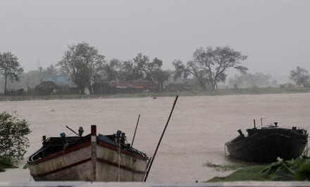 Man Moores His Boat Heavy Rain Editorial Stock Photo - Stock Image ...